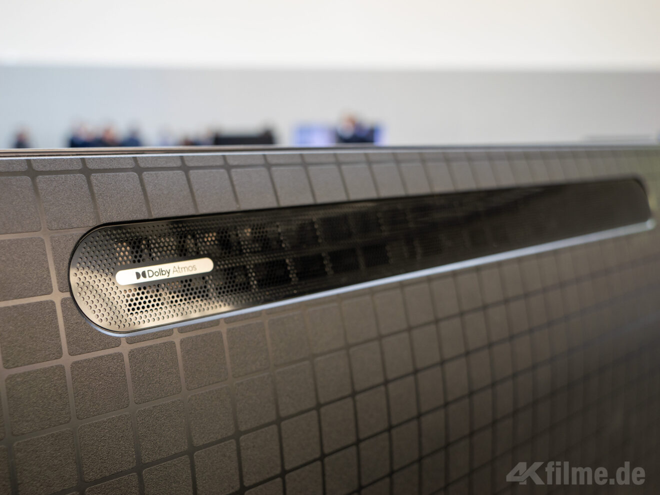 TCL C855 4K Mini-LED-TV 2024: Heller, größer (98 Zoll) und mit mehr ...