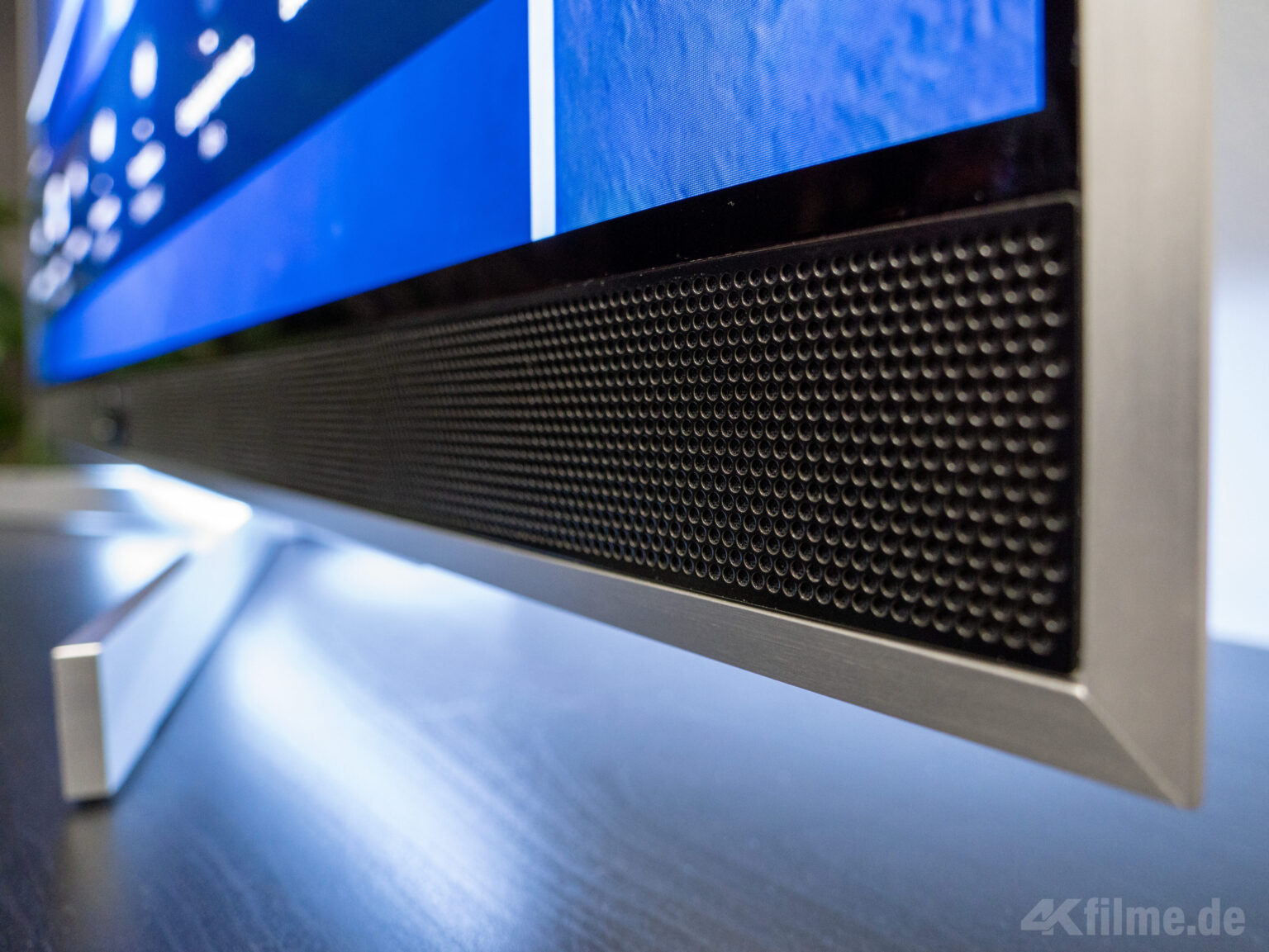 Loewe Stellar: Erste Bilder und Video zum neuen Premium OLED TV mit ...